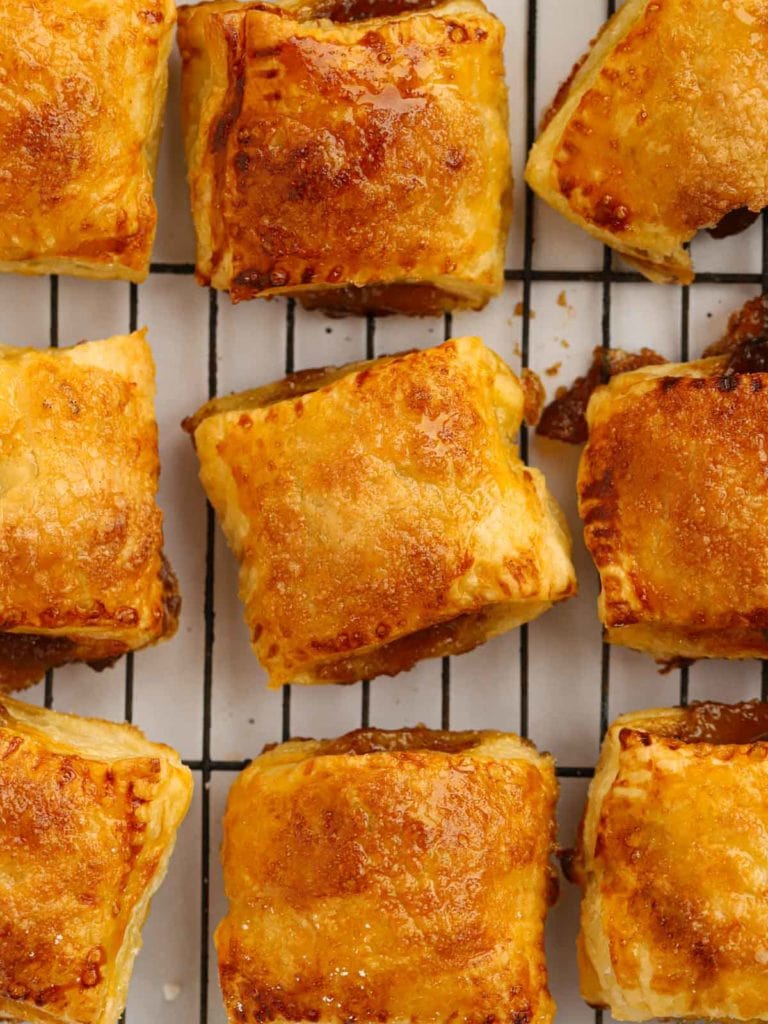 Puff Pastry Mince Pies Recipe Just 4 Ingredients