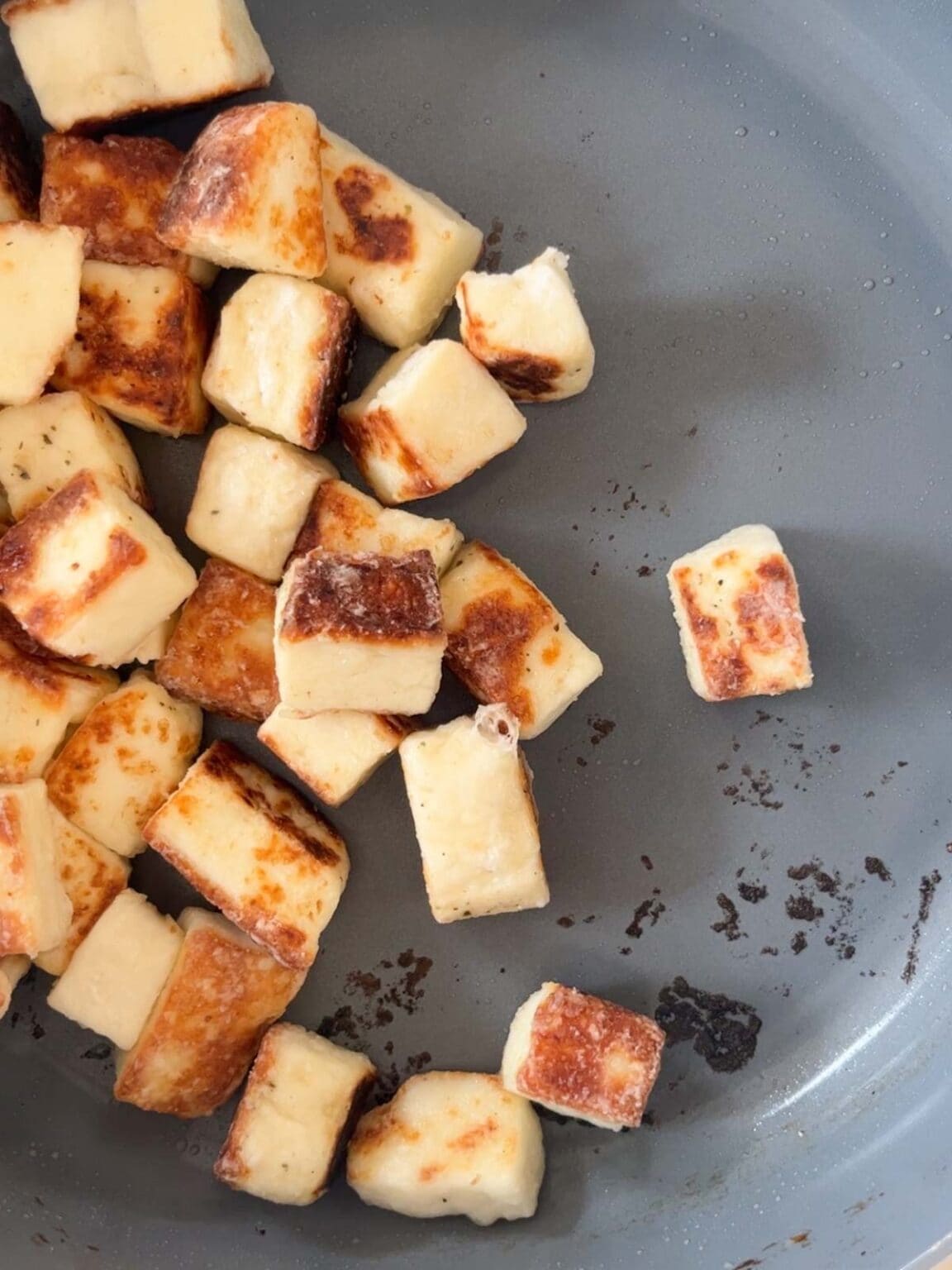 Halloumi Curry {30 Minute Meal}