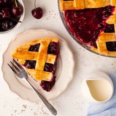 Cherry Pie {Easy Recipe}