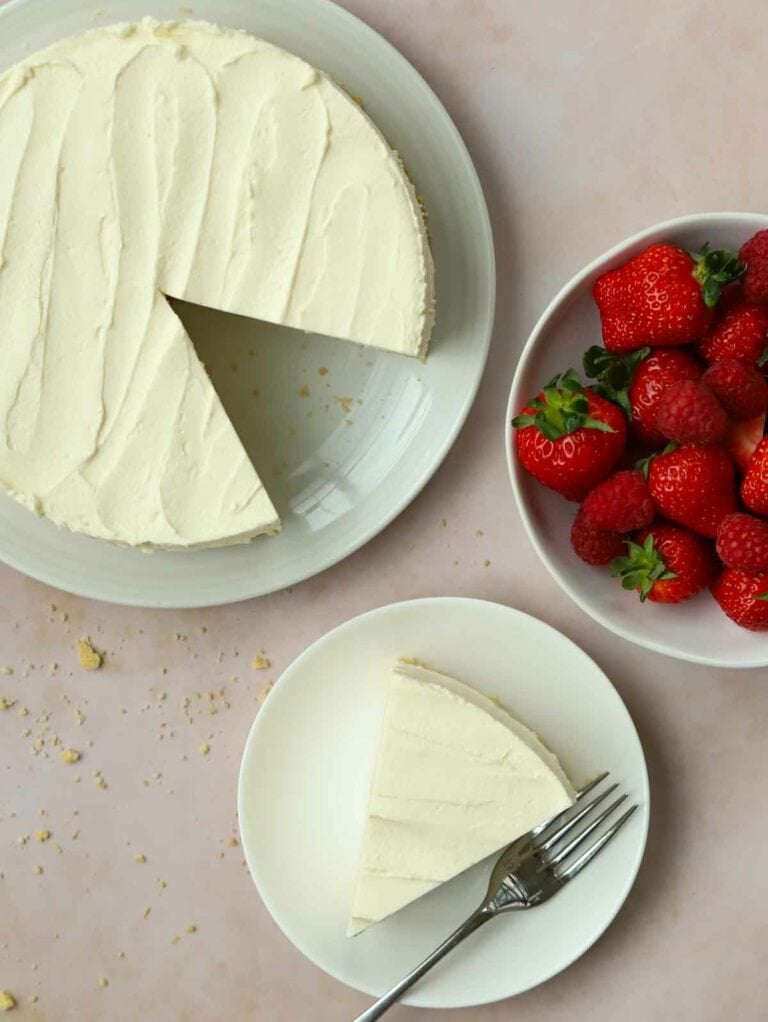 Vanilla Cheesecake {Easy No Bake Recipe}