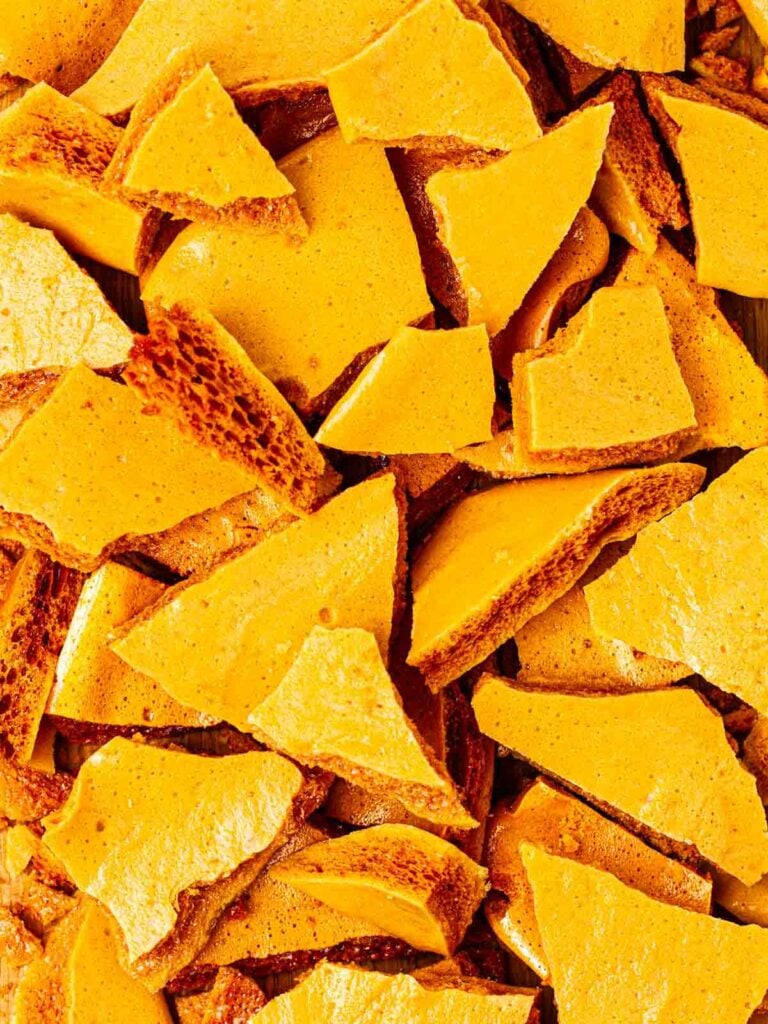 Honeycomb {Easy Homemade Recipe}