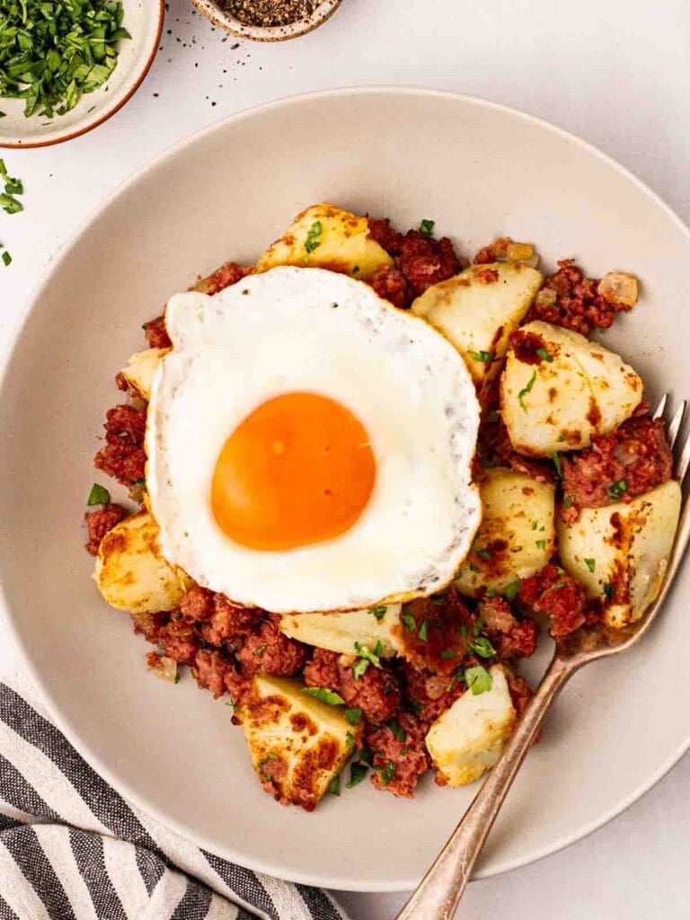 Corned Beef Hash {Super Easy Recipe!}