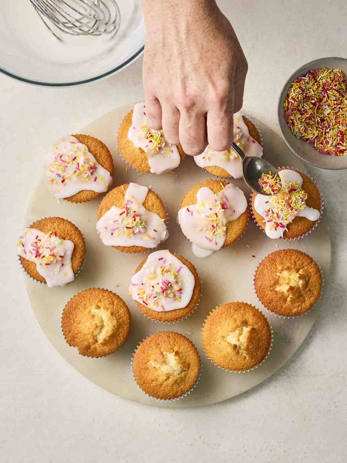 Fairy Cakes {Easy One Bowl Recipe}