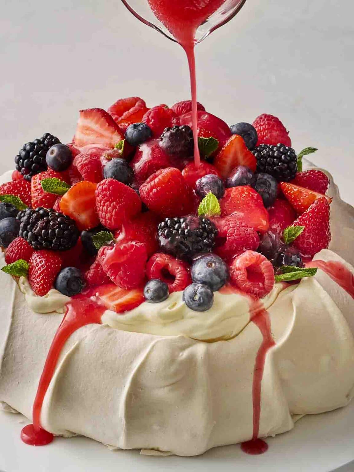 Pavlova {Foolproof Recipe!}
